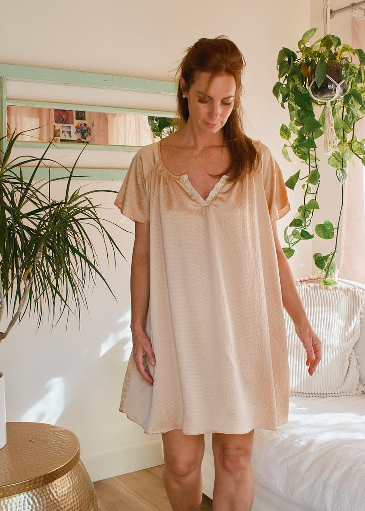 LILLY in Cream Silk | Molly Pepper