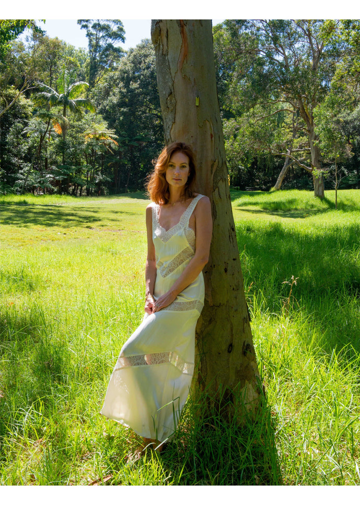 ELLANOR | Molly Pepper